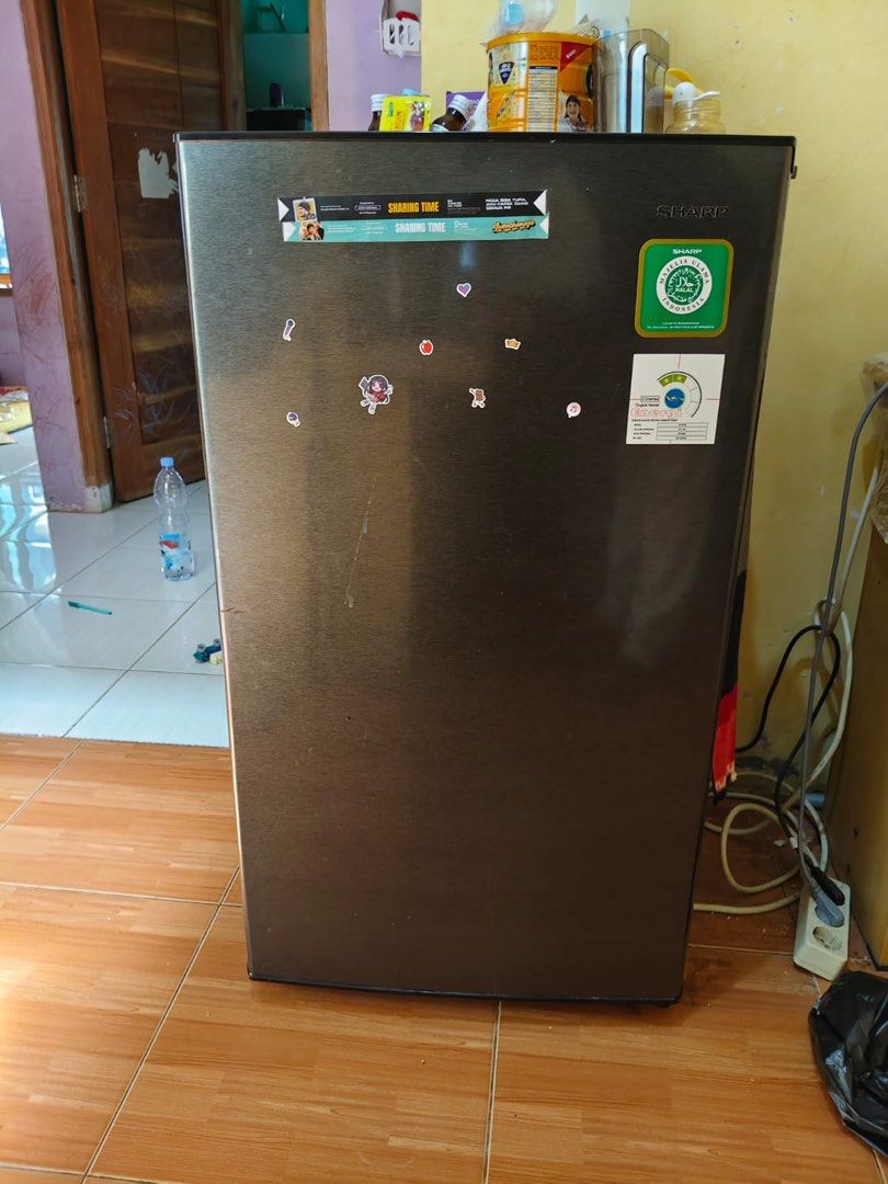 Kulkas sharp 1pintu, Elektronik, Lainnya di Carousell