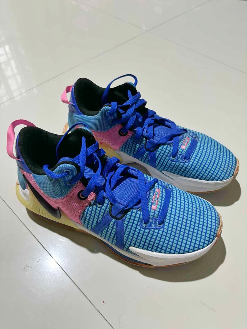 Lebron Witness 7 hyper loyal, Men's Fashion, Footwear, Sneakers on ...