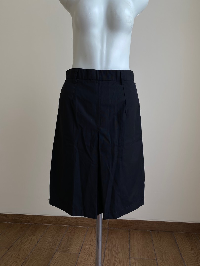 mampak rok hitam size (6), Fesyen Wanita, Pakaian Wanita, Gaun & Rok di ...