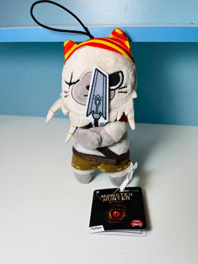 monster hunter Palico felyne strap keychain, Hobbies & Toys ...