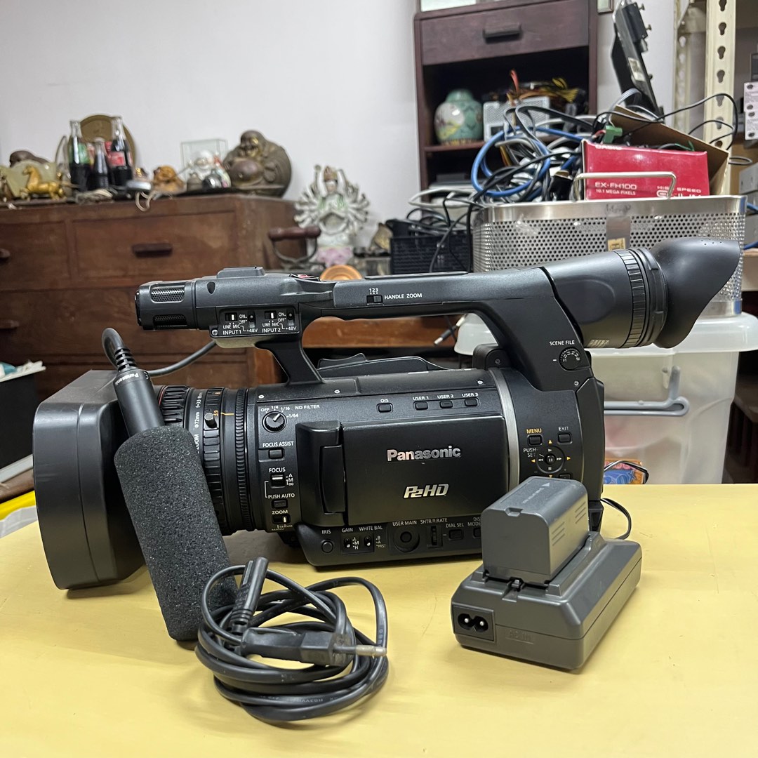 Panasonic AG-HPX250 P2 HD Memory Card Camera Recorder, Photography ...