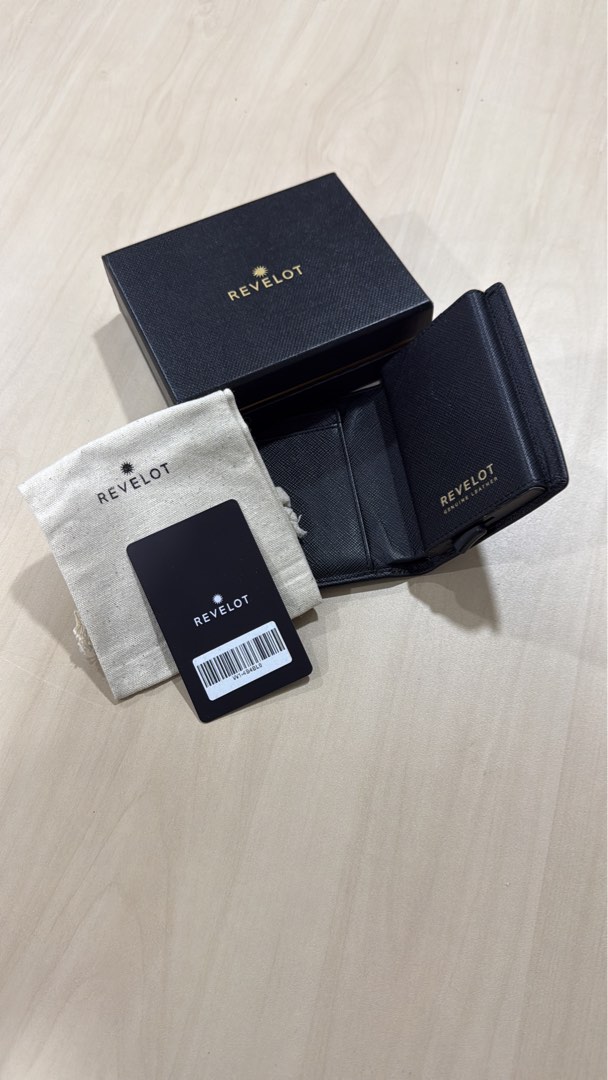 RFID wallet - brand Revelot, Luxury, Bags & Wallets on Carousell