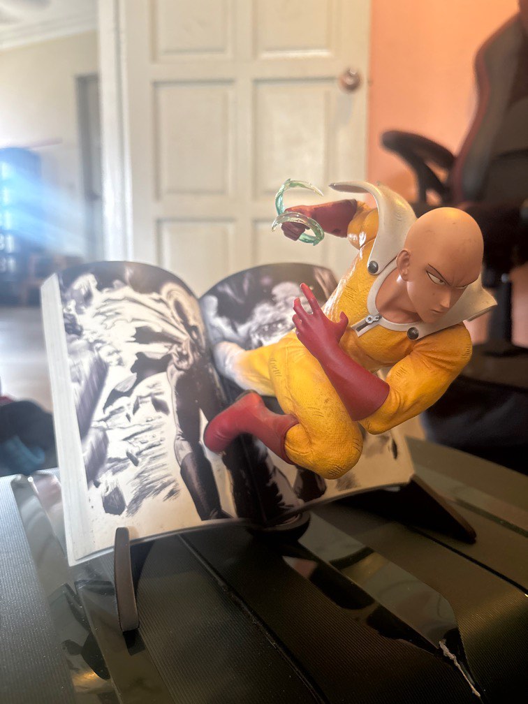 Saitama Resin Legendary Collectibles Studio - One Punch Man Saitama ...