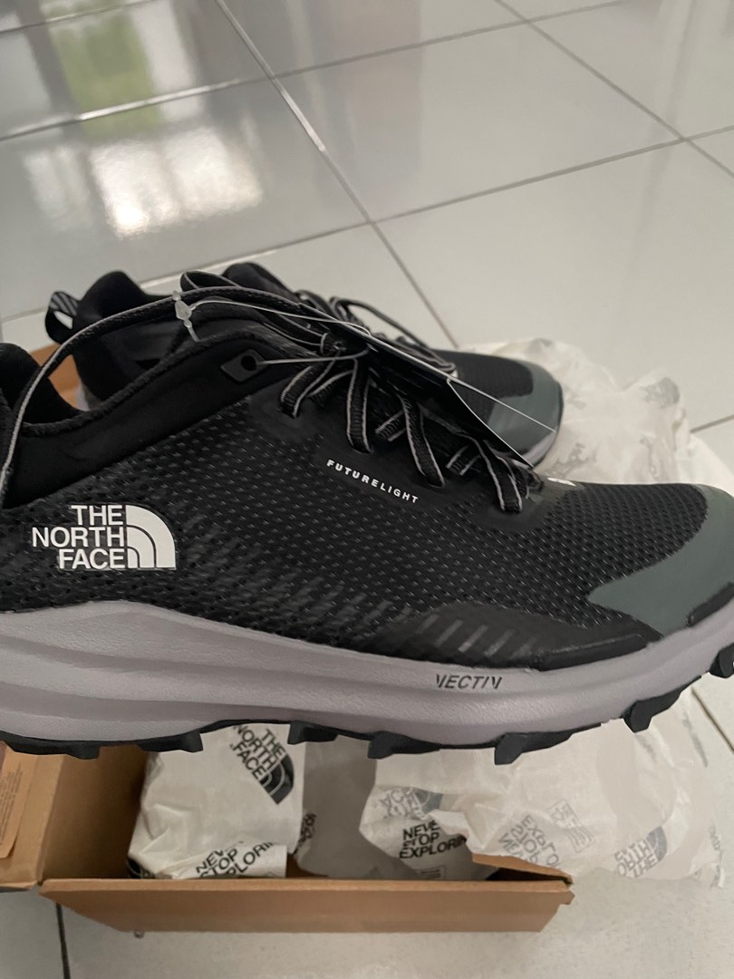 Sepatu the north face tnf original resmi, Fesyen Pria, Sepatu ...