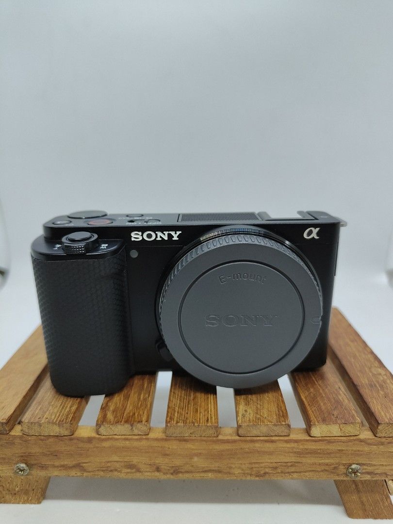 Sony ZV-E10 Body, Photography, Cameras on Carousell