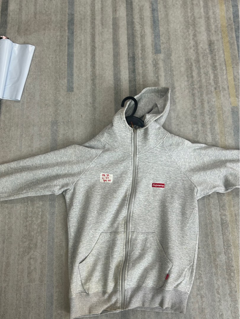 SUPREME Zip up hoodie, Men's Fashion, Coats, Jackets and Outerwear on ...