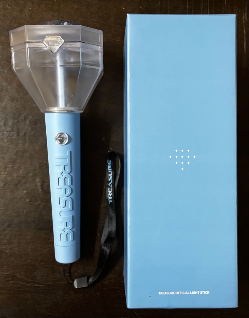 Treasure Lightstick (Original), Hobbies & Toys, Collectibles ...