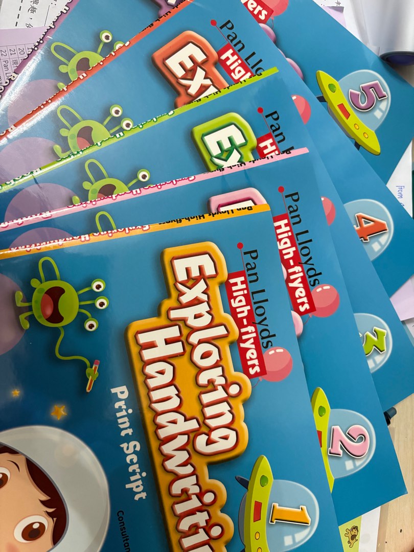 全新 Pan Lloyds Exploring Handwriting Bk 4,5 全要$20, 興趣及遊戲, 書本 & 文具, 教科書 ...