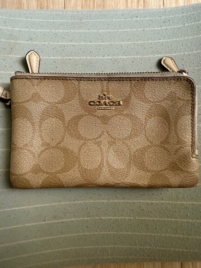 Authentic coach Wallet wrislet, Luxury, Bags & Wallets on Carousell