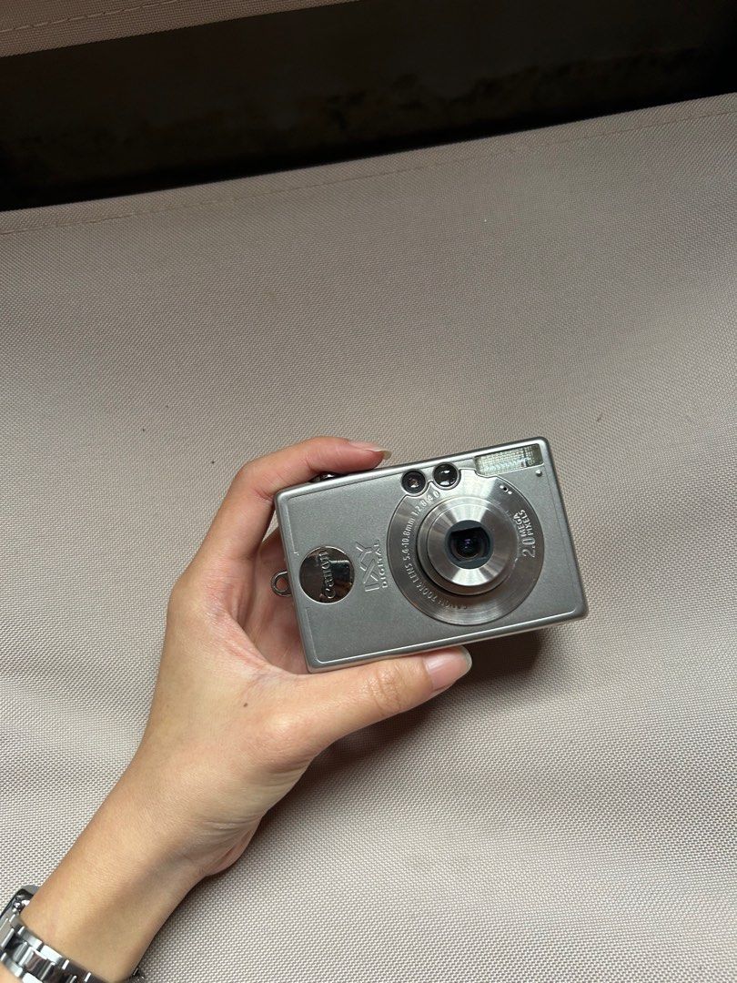 Canon IXY DIGITAL 200a, Photography, Cameras on Carousell