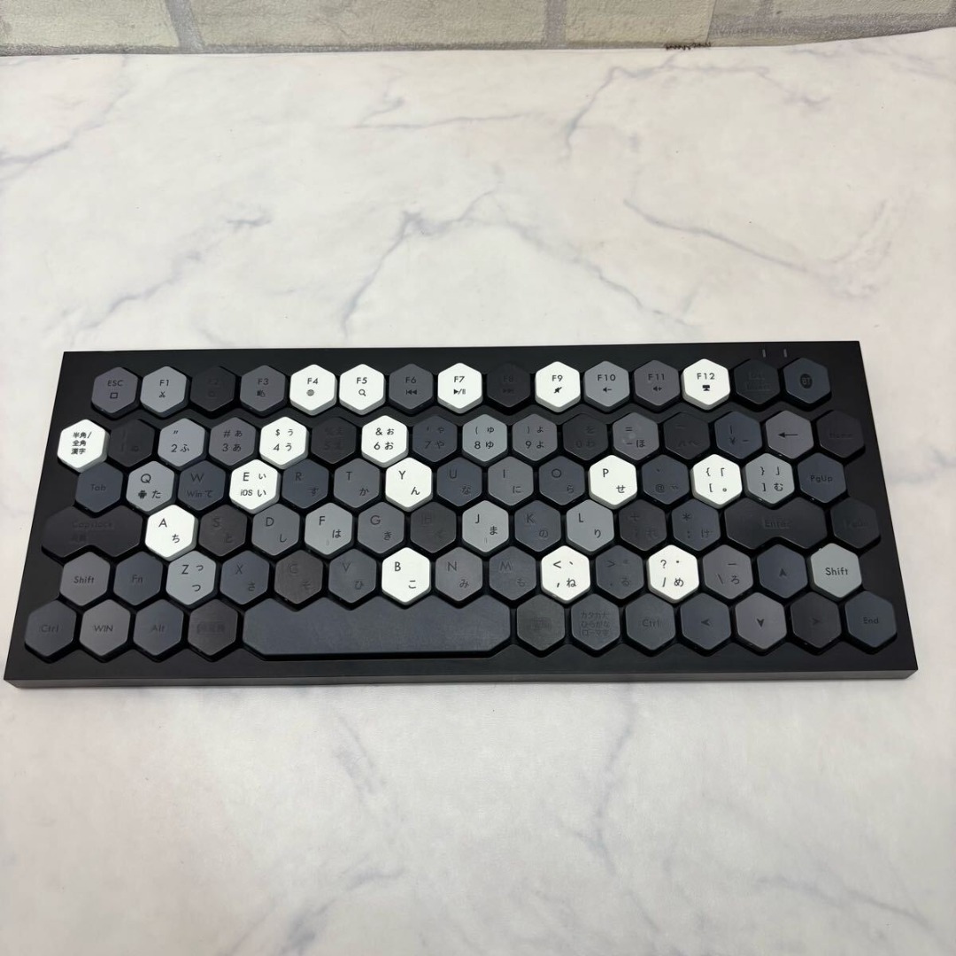 Good condition Mofii Phoenix wireless bluetooth charging keyboard PC ...