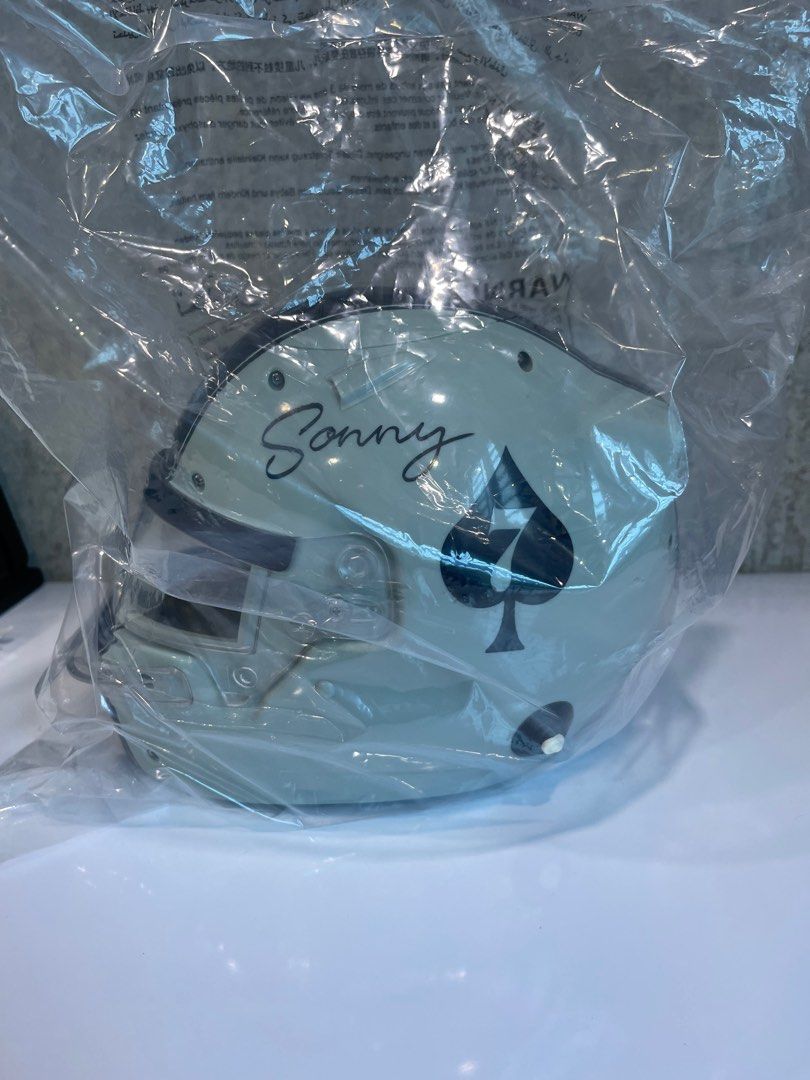 GSC EXCLUSIVE F1 "SONNY" HELMET POPCORN BUCKET f1 helmet gsc, Hobbies ...