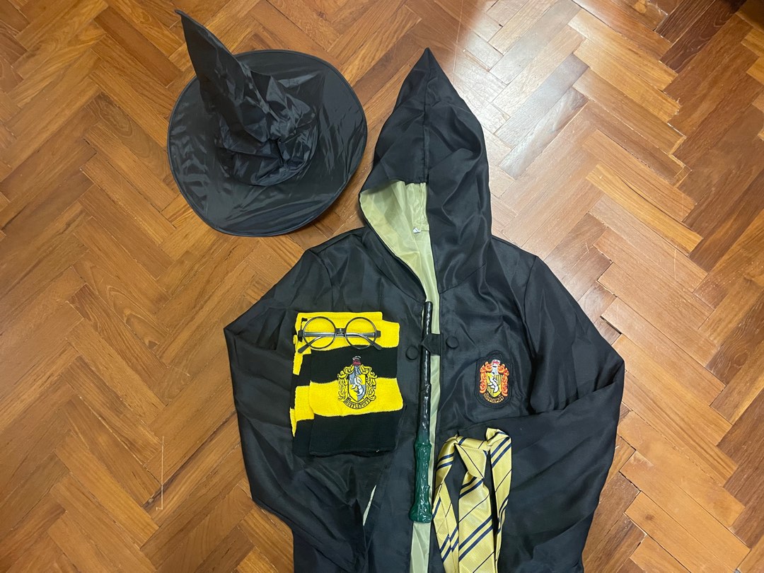 hogwarts hufflepuff costume, Hobbies & Toys, Occasions & Party Supplies ...
