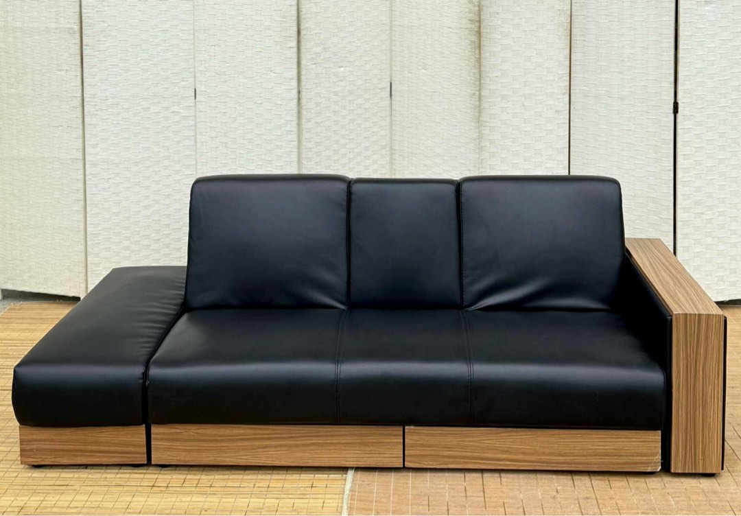 JAPAN SURPLUS NORDIC MINIMALIST DESIGN LEATHER SOFA BED WITH STORAGE IN ...