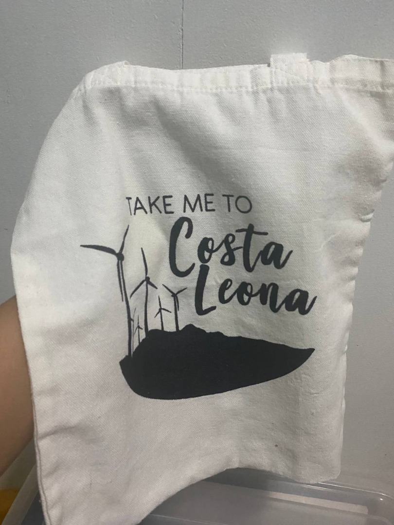 JONAXX CLS TOTE BAG, Hobbies & Toys, Memorabilia & Collectibles, Fan ...