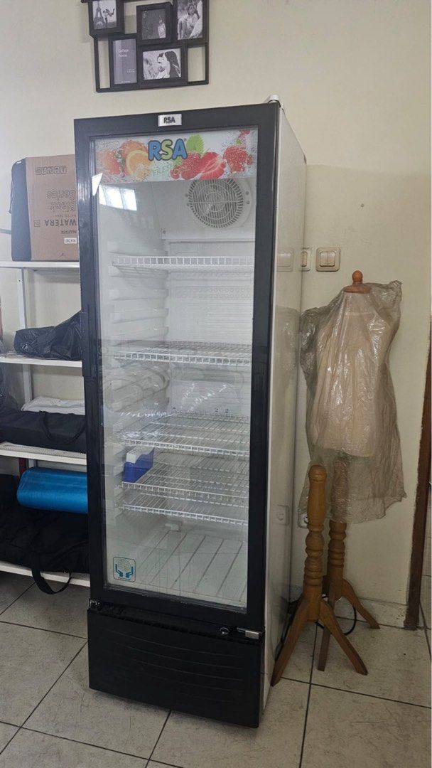 Kulkas Showcase Agate 300 (288Liter), Kitchen & Appliances di Carousell