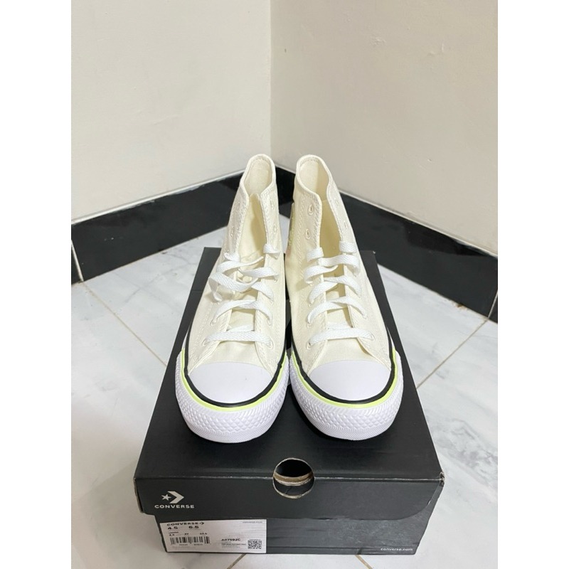 Sepatu Converse putih tulang high ukuran 36, Fesyen Wanita, Sepatu di ...