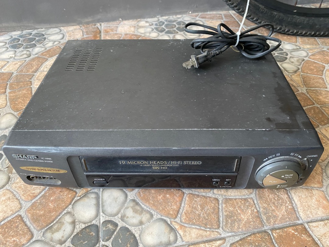 Sharp VHS Player, TV & Home Appliances, TV & Entertainment, Blu-Ray ...