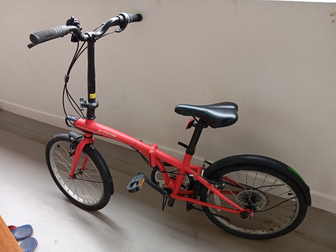 STRiDA Folding Bike, Red, Sports Equipment, Bicycles & Parts, Bicycles on Carousell