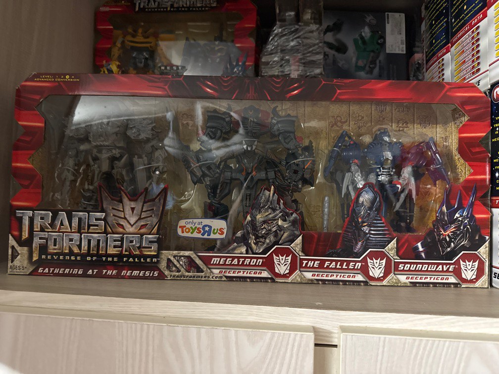 Transformers ROTF “ Gathering at the Nemesis” 3pack, Hobbies & Toys ...