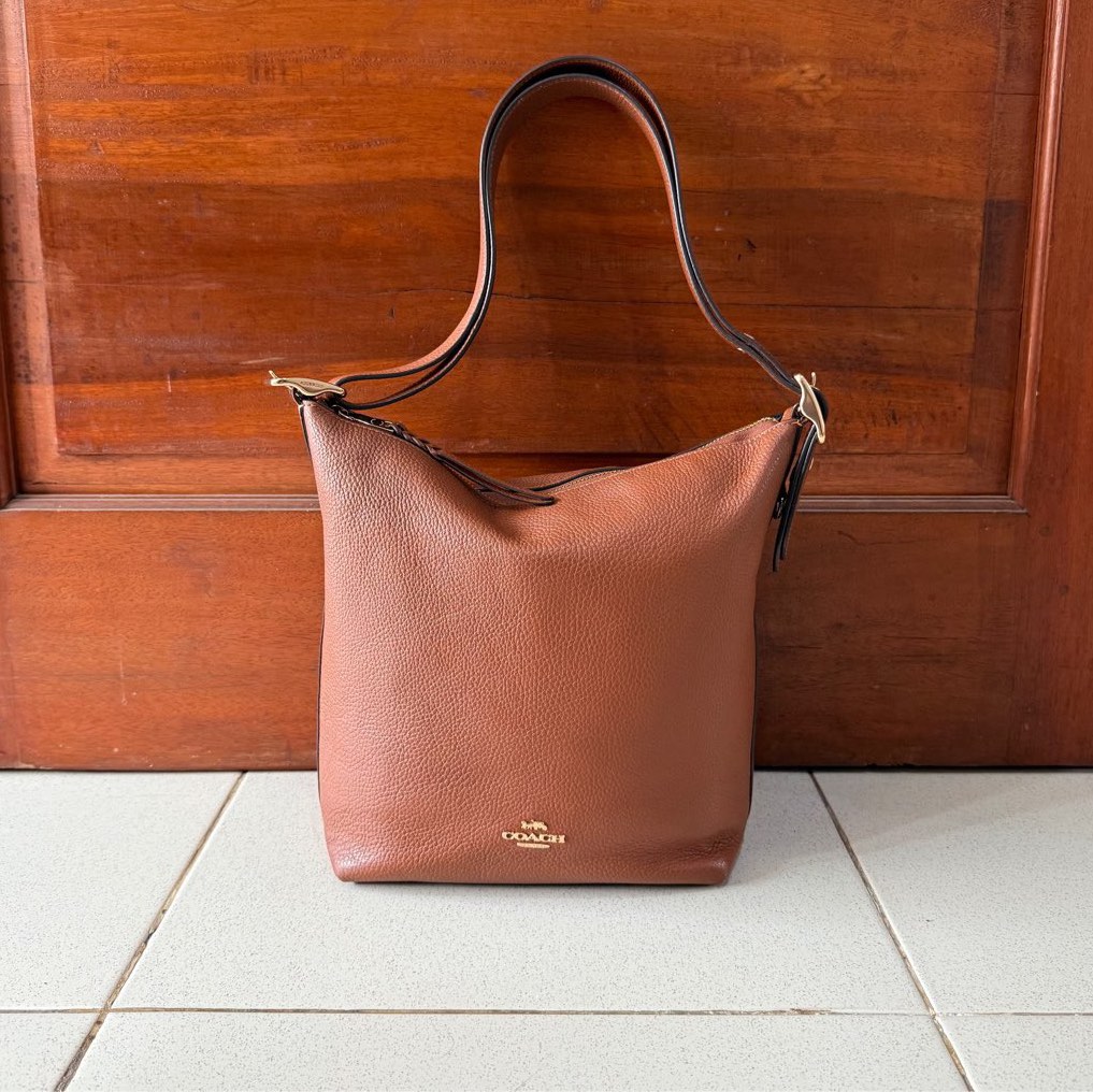 Coach Hobo Bag Val Duffle Original, Barang Mewah, Tas & Dompet di Carousell