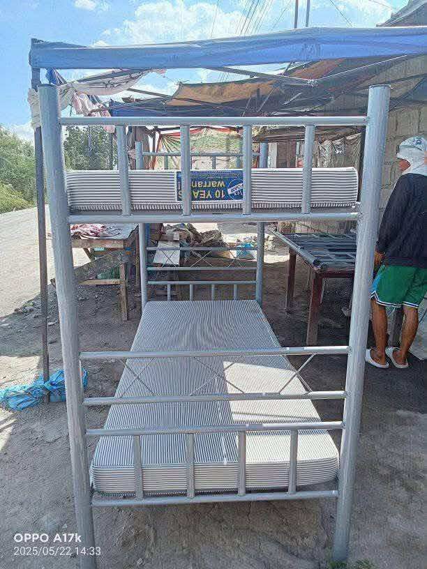 Double Deck Frame with foam, Commercial & Industrial, Construction ...