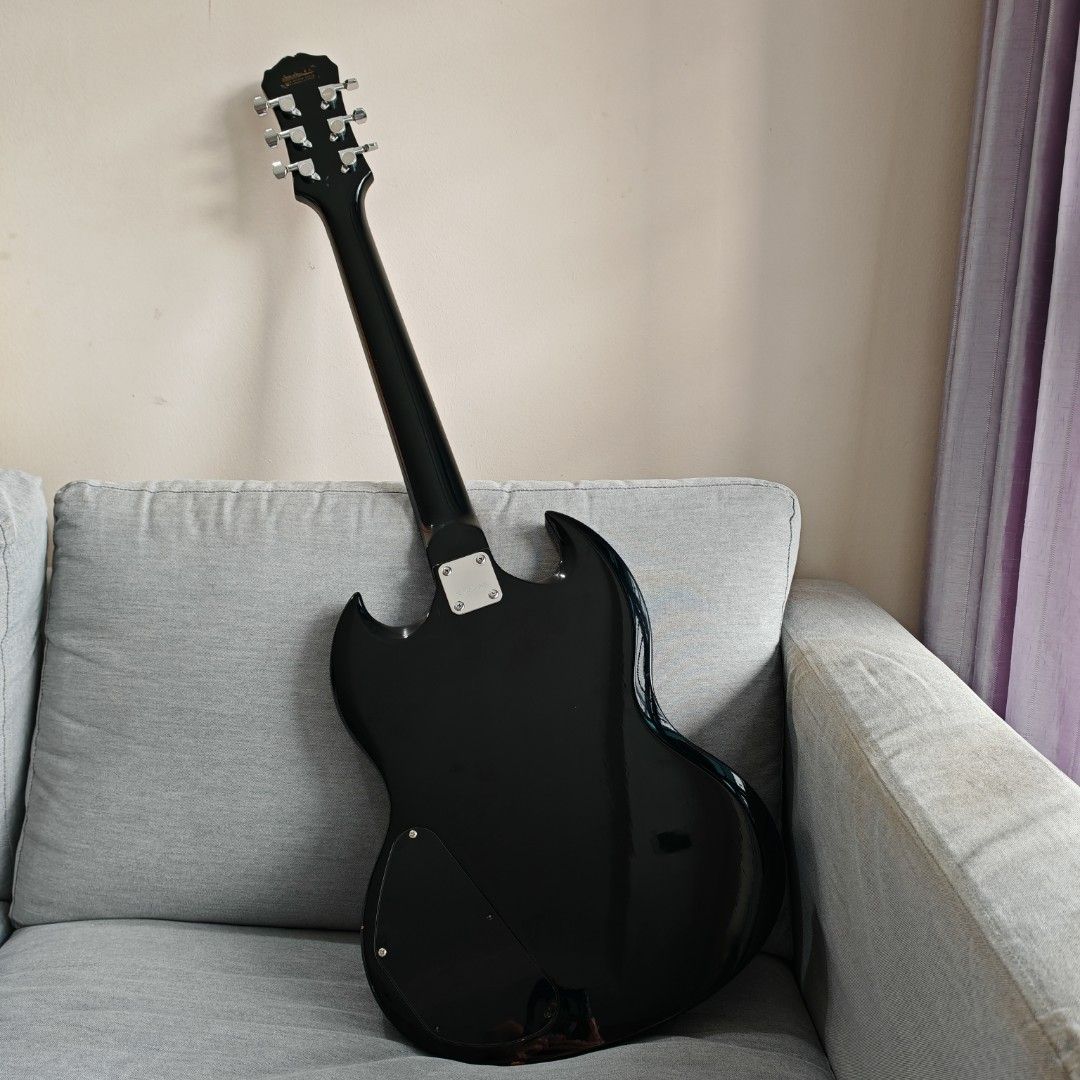 [PRICE DROP from $333, plus free bag] Epiphone: Emily The Strange, SG ...