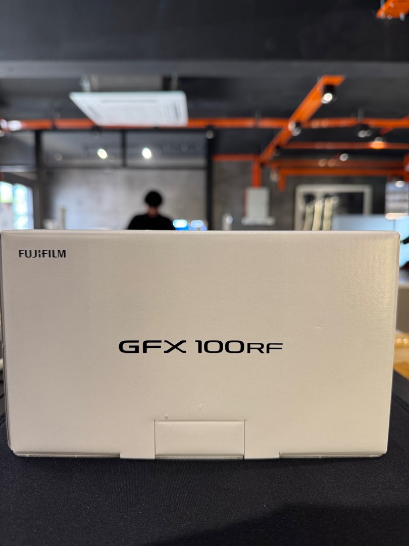 Fujifilm GFX 100RF (silver), Photography, Cameras on Carousell