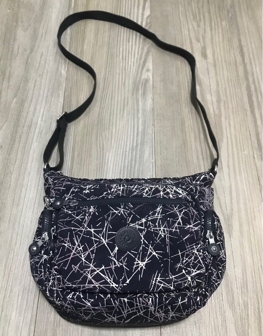 Kipling Gabbie S Navy Stick Print Crossbody Bag, Women's Fashion, Bags ...