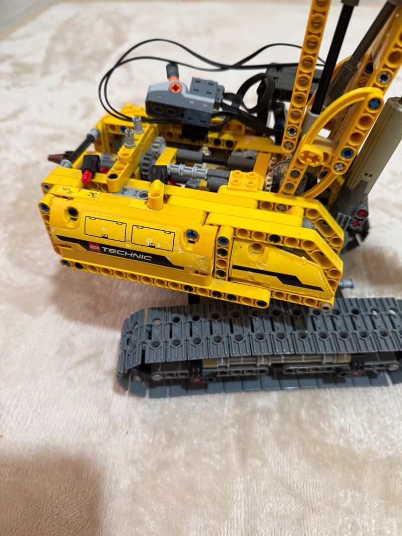 Lego 42006 Technic Excavator, Hobbies & Toys, Toys & Games on Carousell