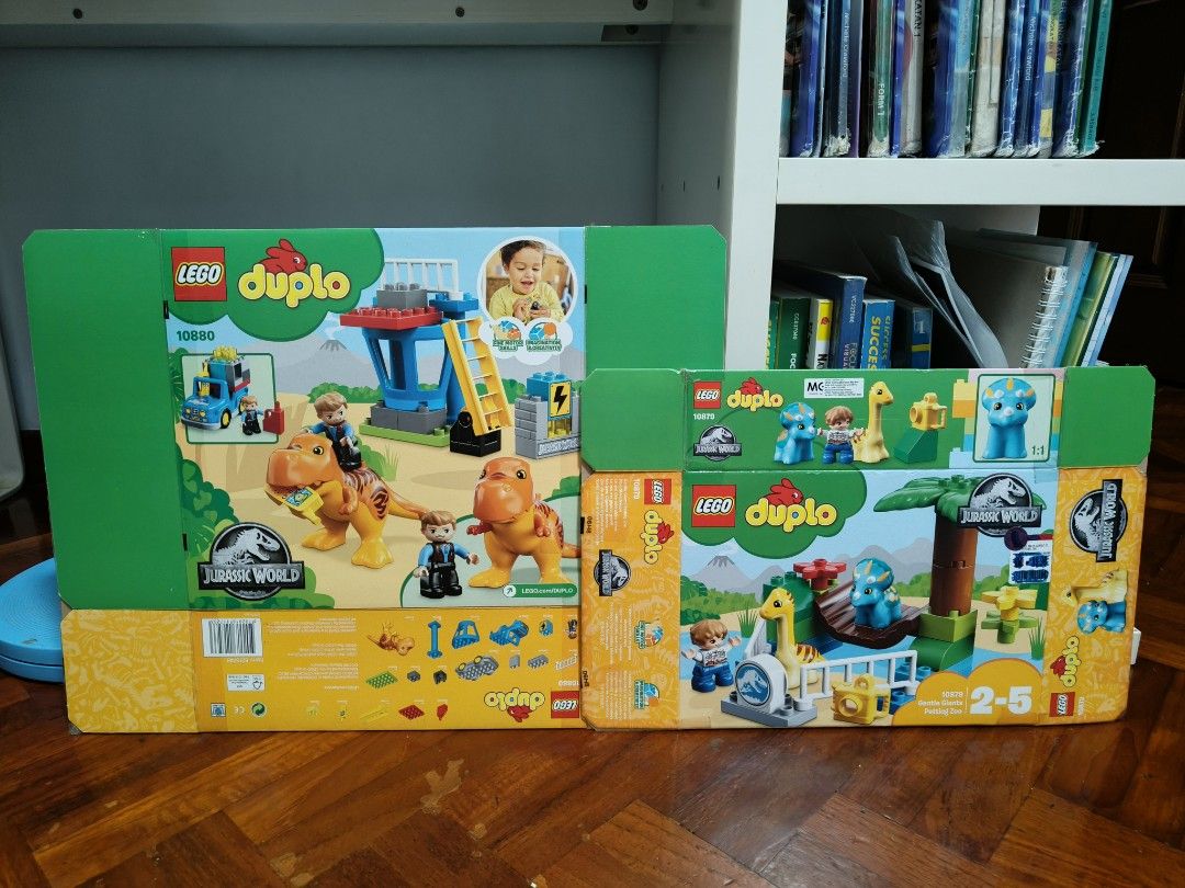 Lego Duplo Jurassic World 10880 T-Rex Tower + Gentle Giants Petting Zoo ...