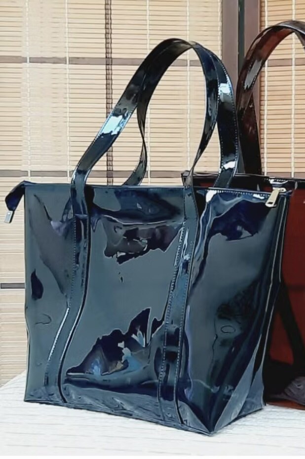 PVC tote bag, shoulder bag in black, Women's Fashion, Bags & Wallets ...