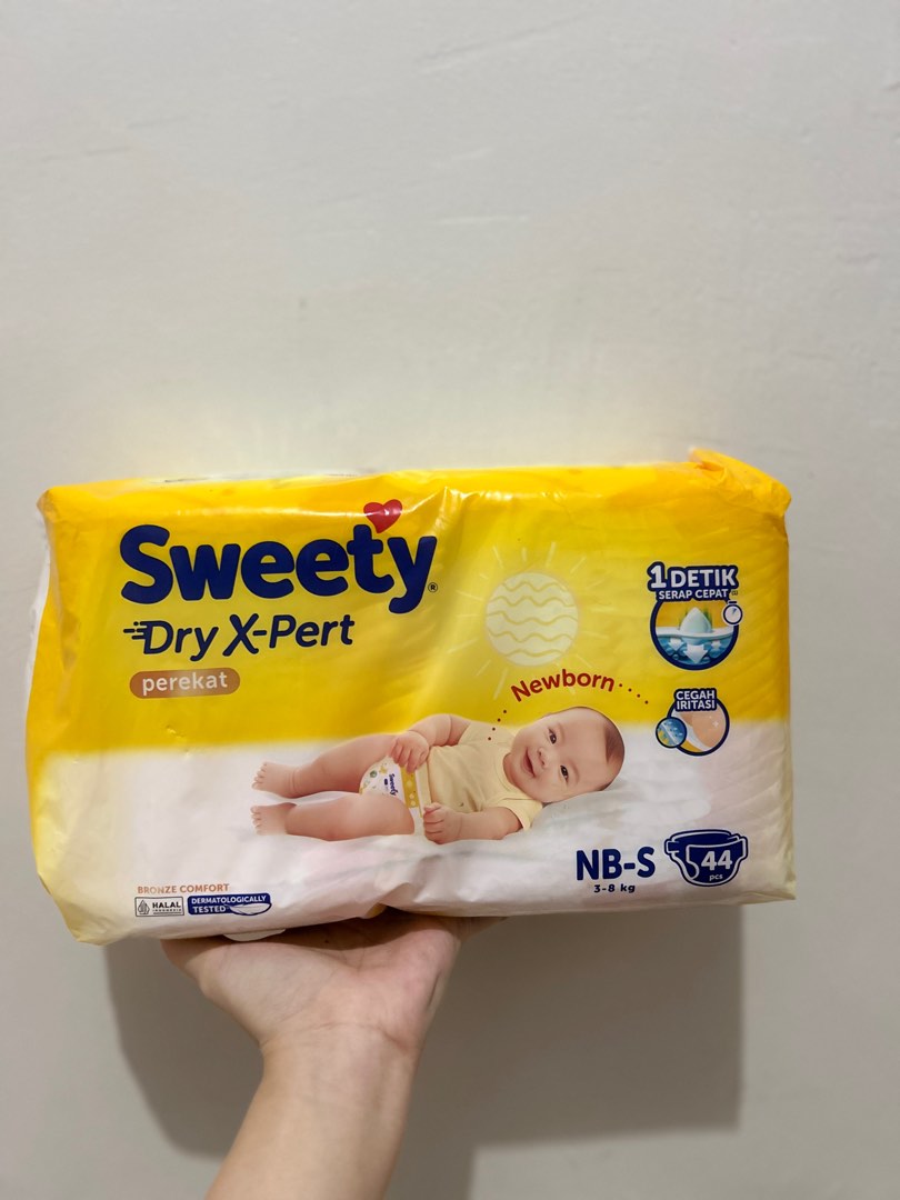 Sweety dry x-pert NB-S, Bayi & Anak, Perawatan & Makanan Anak di Carousell