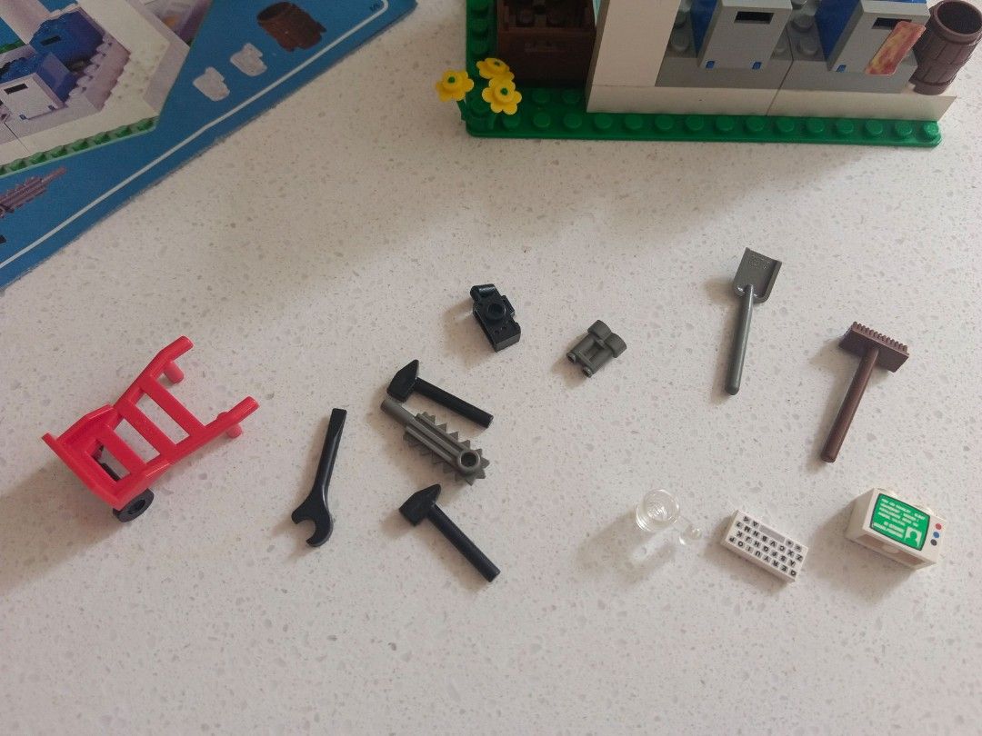 vintage 1998 - Lego Systems - #6330, almost complete, loose, comes with ...
