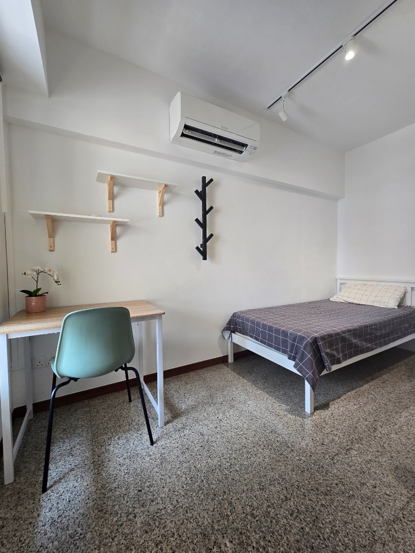 CO-LIVING ROOM AVAILABLE, NO LANDLORD, NO AGENT FEE, IMMEDIATE MOVE-IN ...