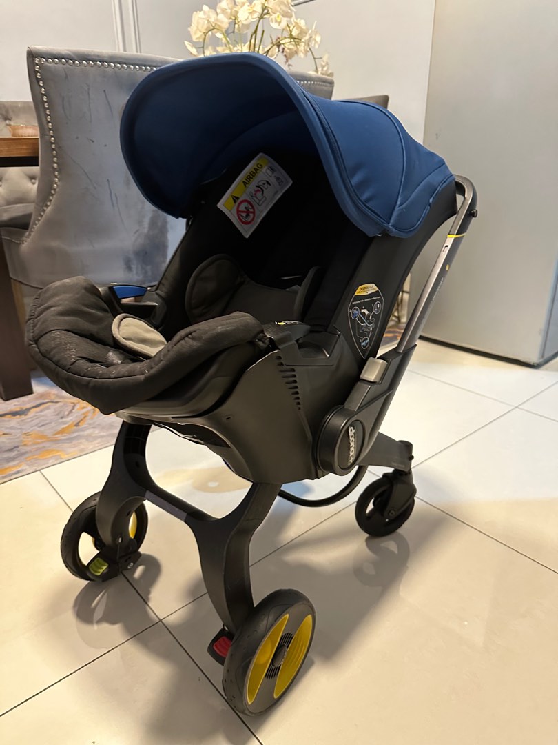 Doona+ In Blue Color With Donna Strap Bag, Babies & Kids, Going Out, Strollers on Carousell