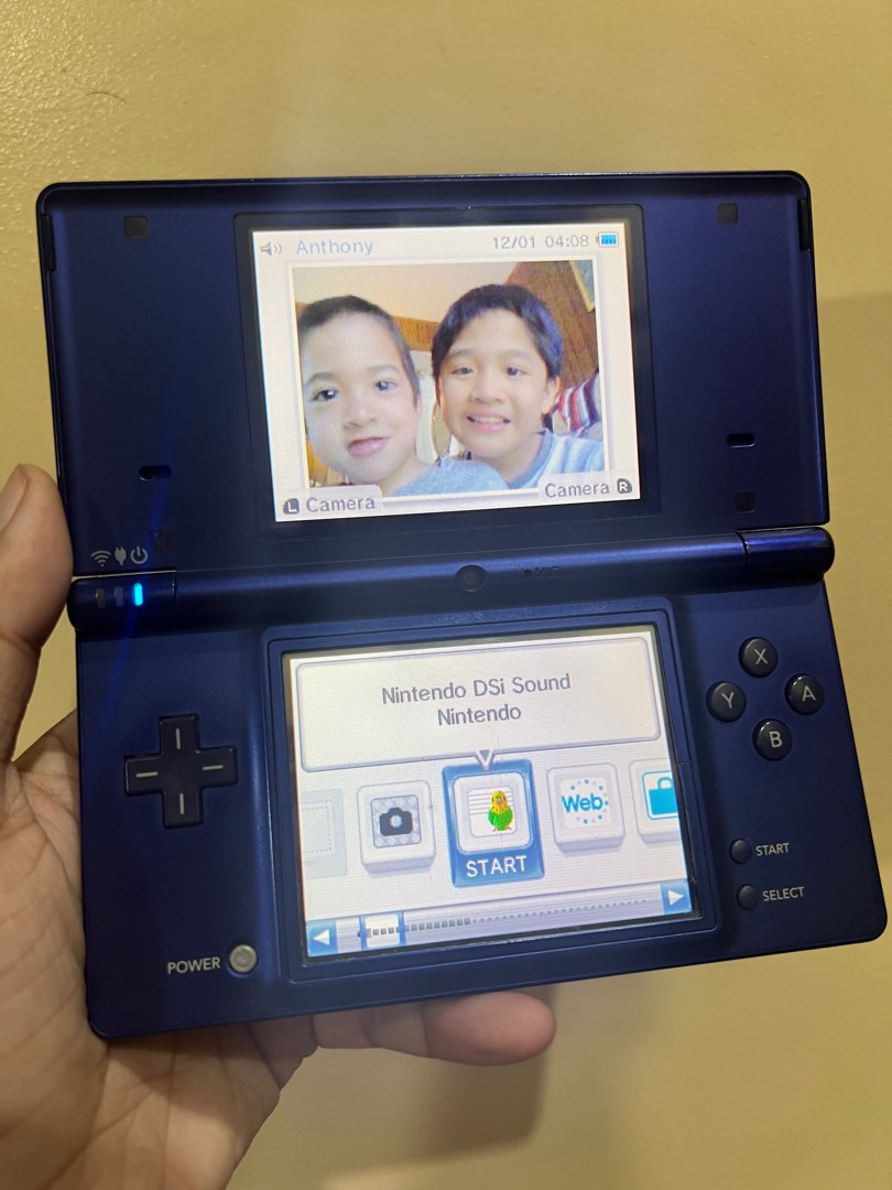 DSi (Metallic Blue), Video Gaming, Video Game Consoles, Nintendo on ...