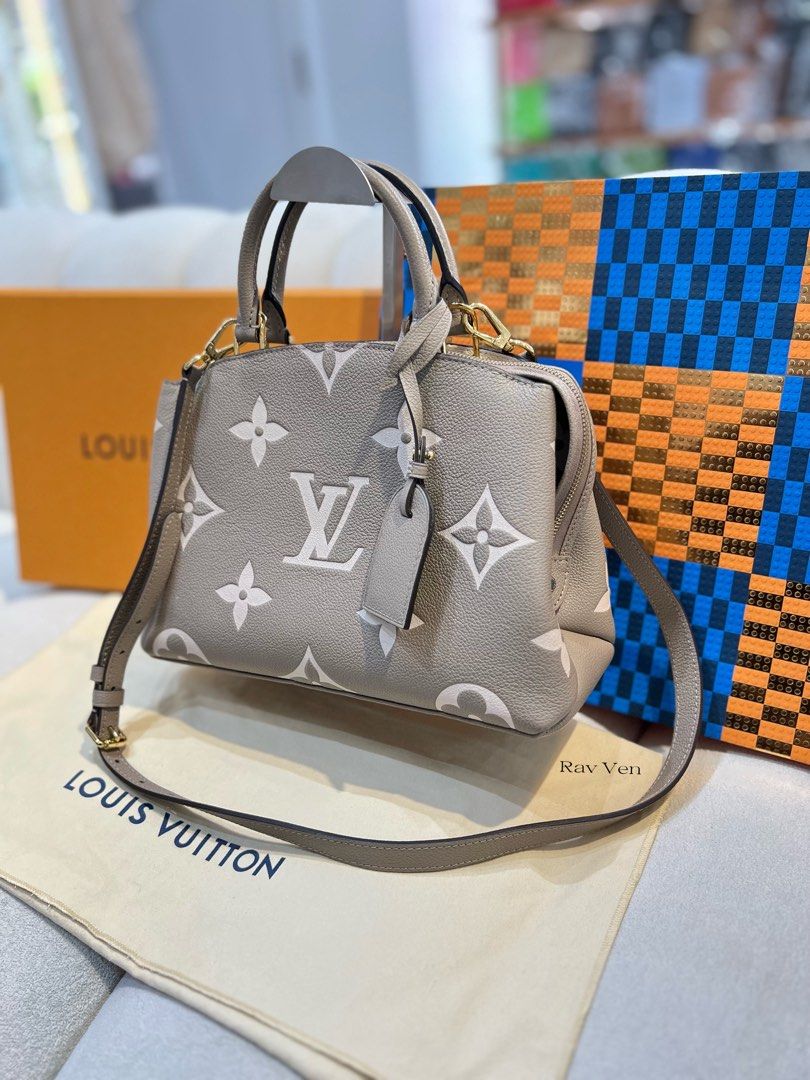 Full Set 2022 Microchip LOUIS VUITTON LV Petit Palais Bicolour Monogram ...