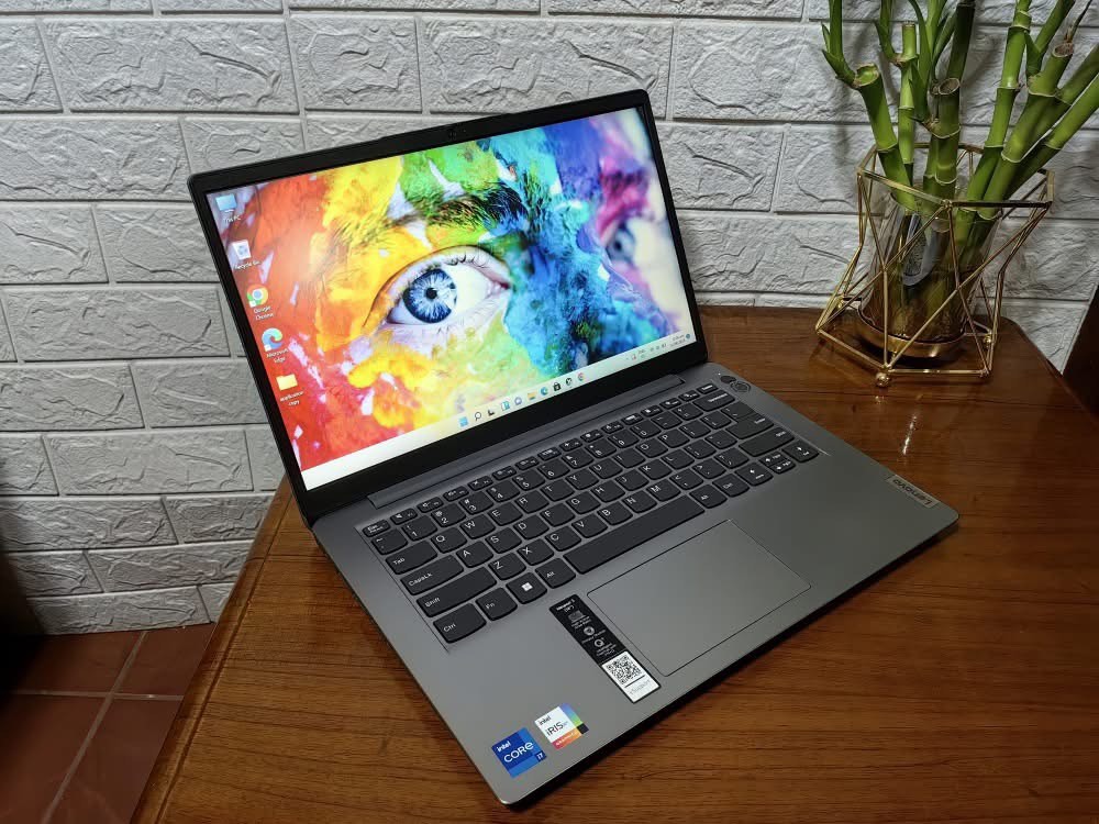 Laptop Lenovo IdeaPad Slim 3 Series Intel Core i7 11th Gen Processor 2.8 Ghz (12M Cache, up to 4 ...