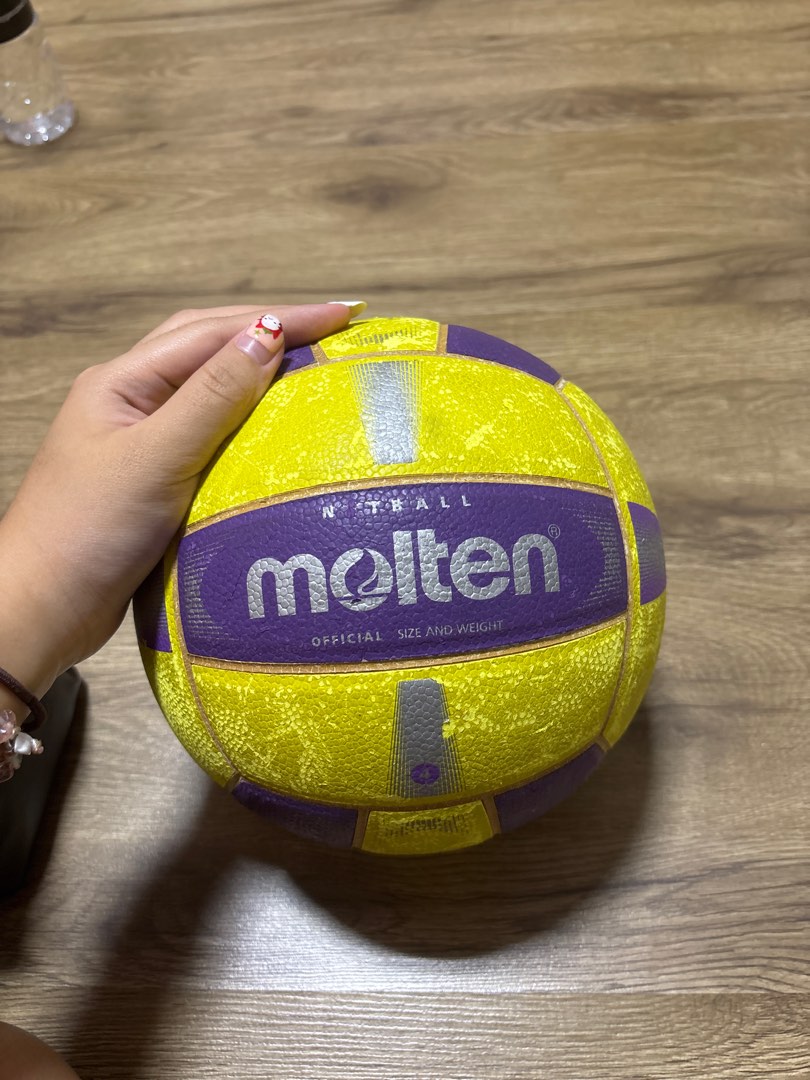 Molten Netball Size 4, Sports Equipment, Sports & Games, Racket & Ball ...