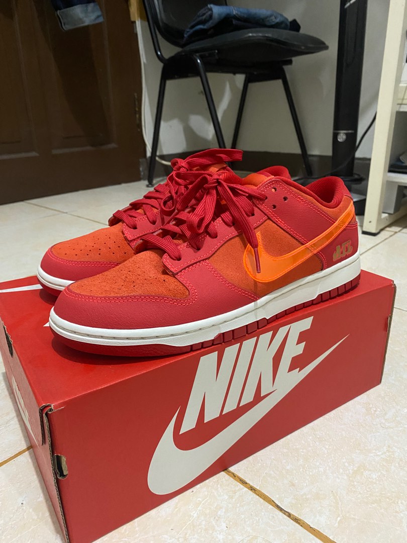 NIKE DUNK LOW ATL University Red / Bright Crimson, Fesyen Pria, Sepatu ...