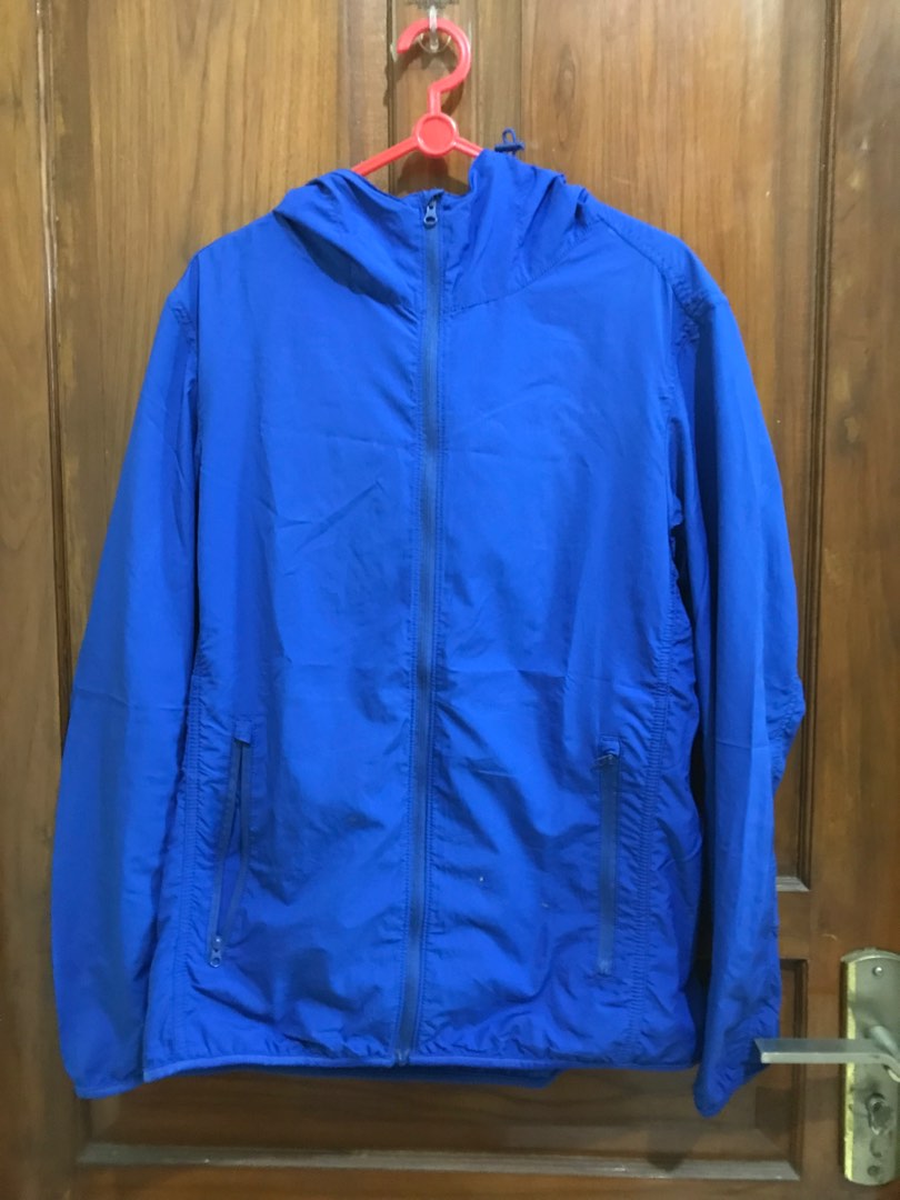 Running Jacket Jaket Parasut Outdoor UNIQLO Lightweight pocketable Biru ...
