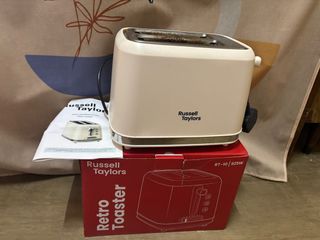 #H1229 | Russel Taylors Toaster, TV & Home Appliances, Kitchen ...