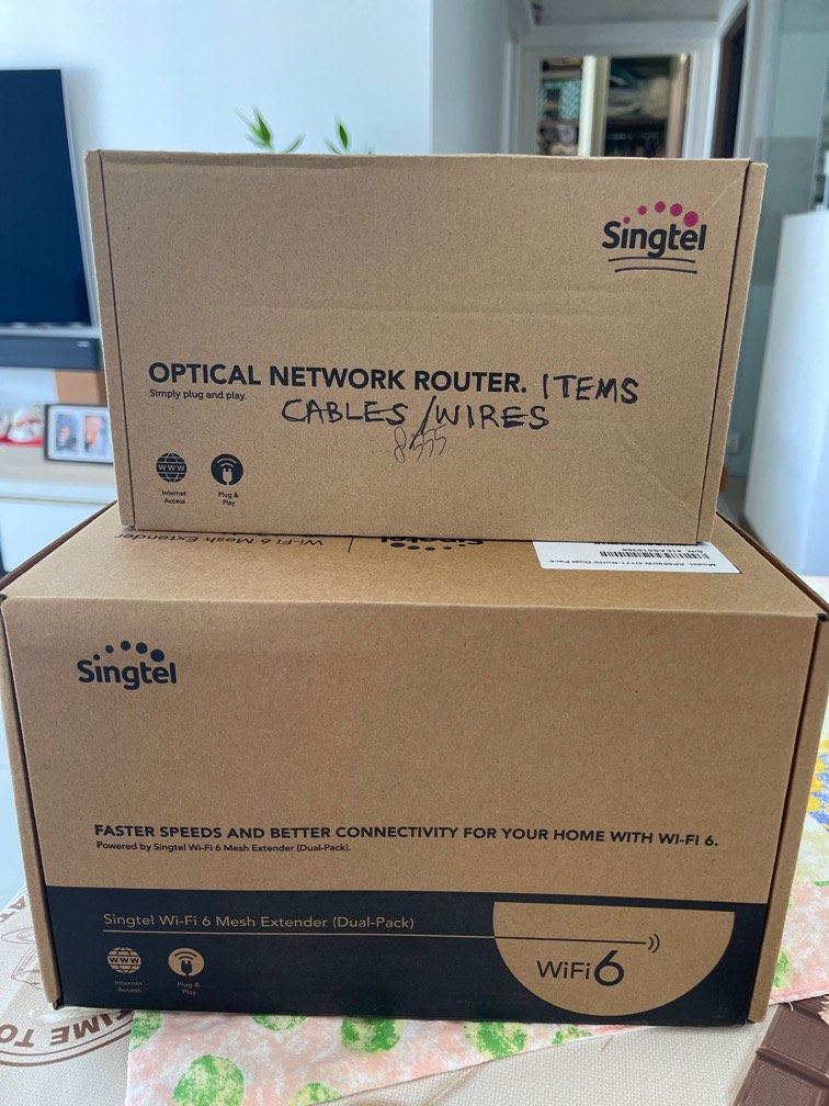 Singtel wi-fi 6 mesh extender with optical network router cables., TV ...