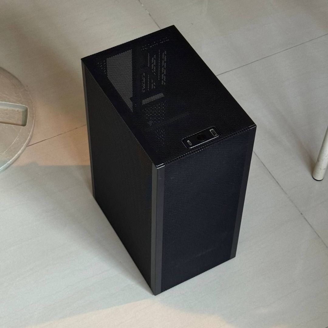 SSUPD Meshlicious Mini-ITX SFF PC Case, Computers & Tech, Parts & Accessories, Computer Parts on ...