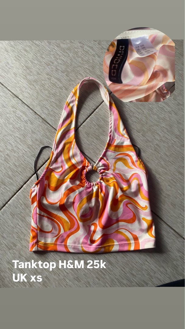 TANKTOP H&m xs, Fesyen Wanita, Pakaian Wanita, Atasan di Carousell