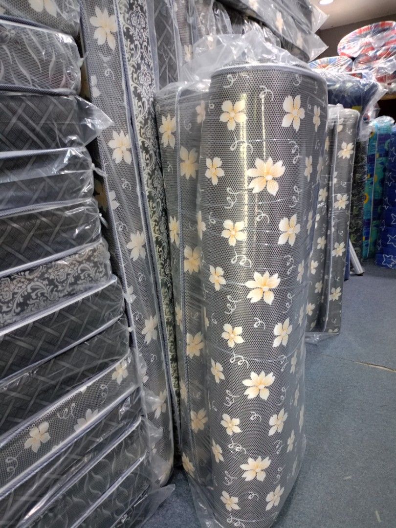 Tilam foam queen baru, Furniture & Home Living, Furniture, Bed Frames ...