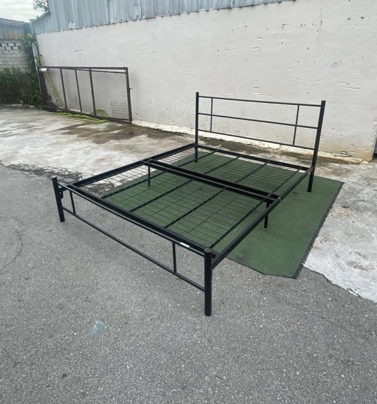 YC75T Katil Besi Queen Metal Bed Frame Black, Furniture & Home Living ...