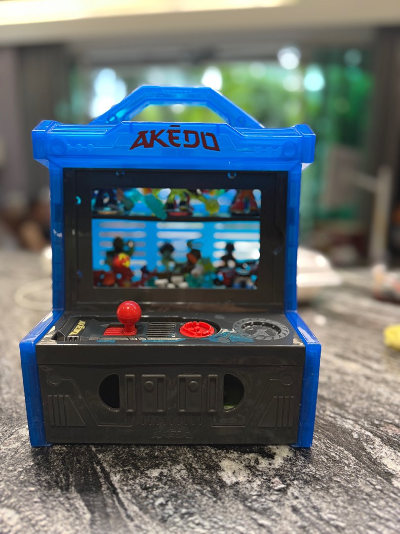 Akedo Ultimate Arcade Warriors Collector Case Mini Battling Action ...