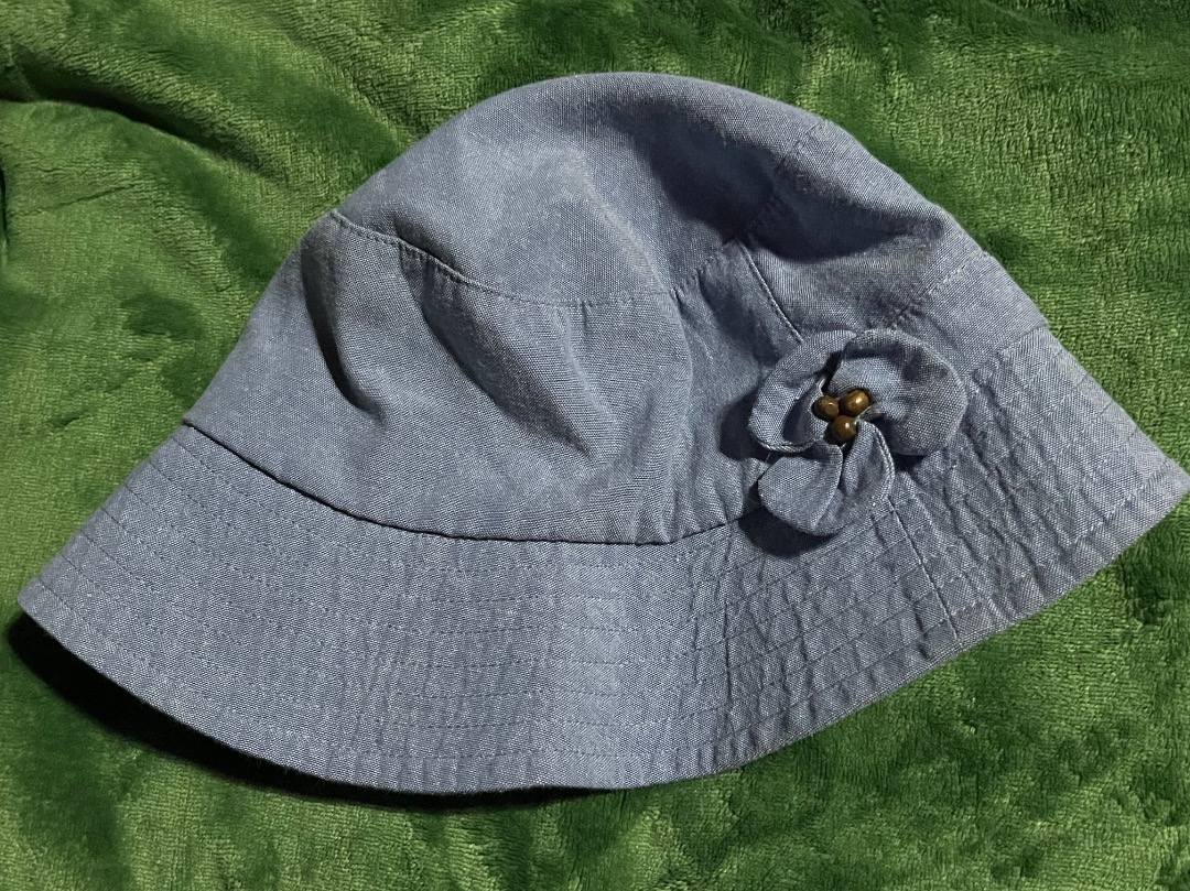 CLOSSHI JAPANESE BUCKET HAT (LIGHT BLUE), Women's Fashion, Watches ...